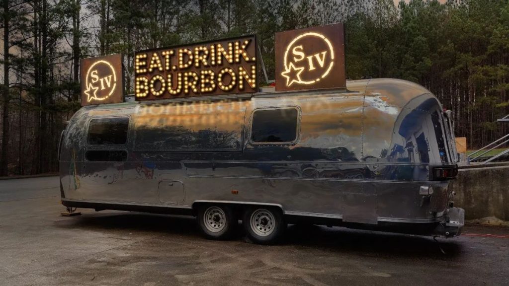 6 Key Elements to Add in Signage | Effective Sign Design Tips