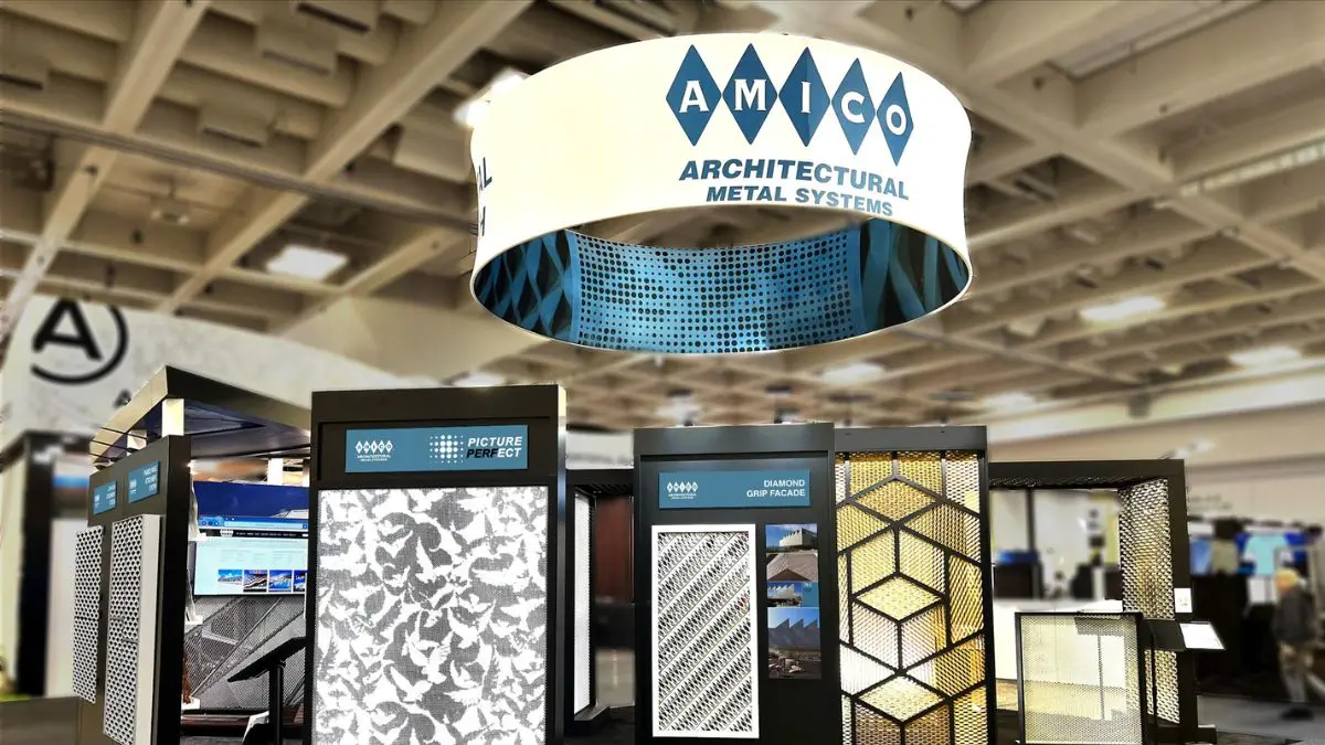 Three Reasons to Purchase a Hanging Sign Graphic